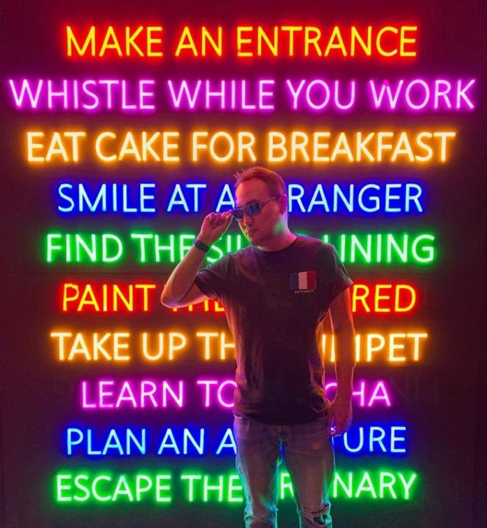 UAE Blogger: Mark Monzon of Mark My World - Dubai Travel Blog